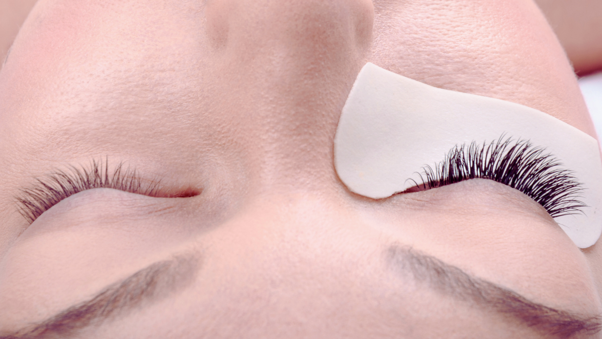 How to Become a Eyelash Technician | Lash Technician Training